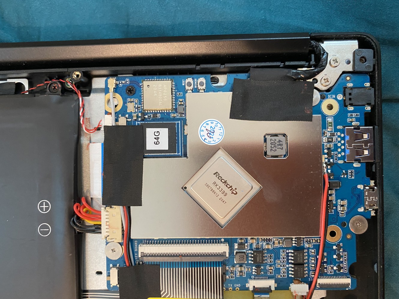 Pinebook Pro first impressions | Virtually Fun